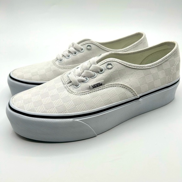 Vans | Shoes | New Vans White Checkered Canvas Chunky Soles Unisex Size ...